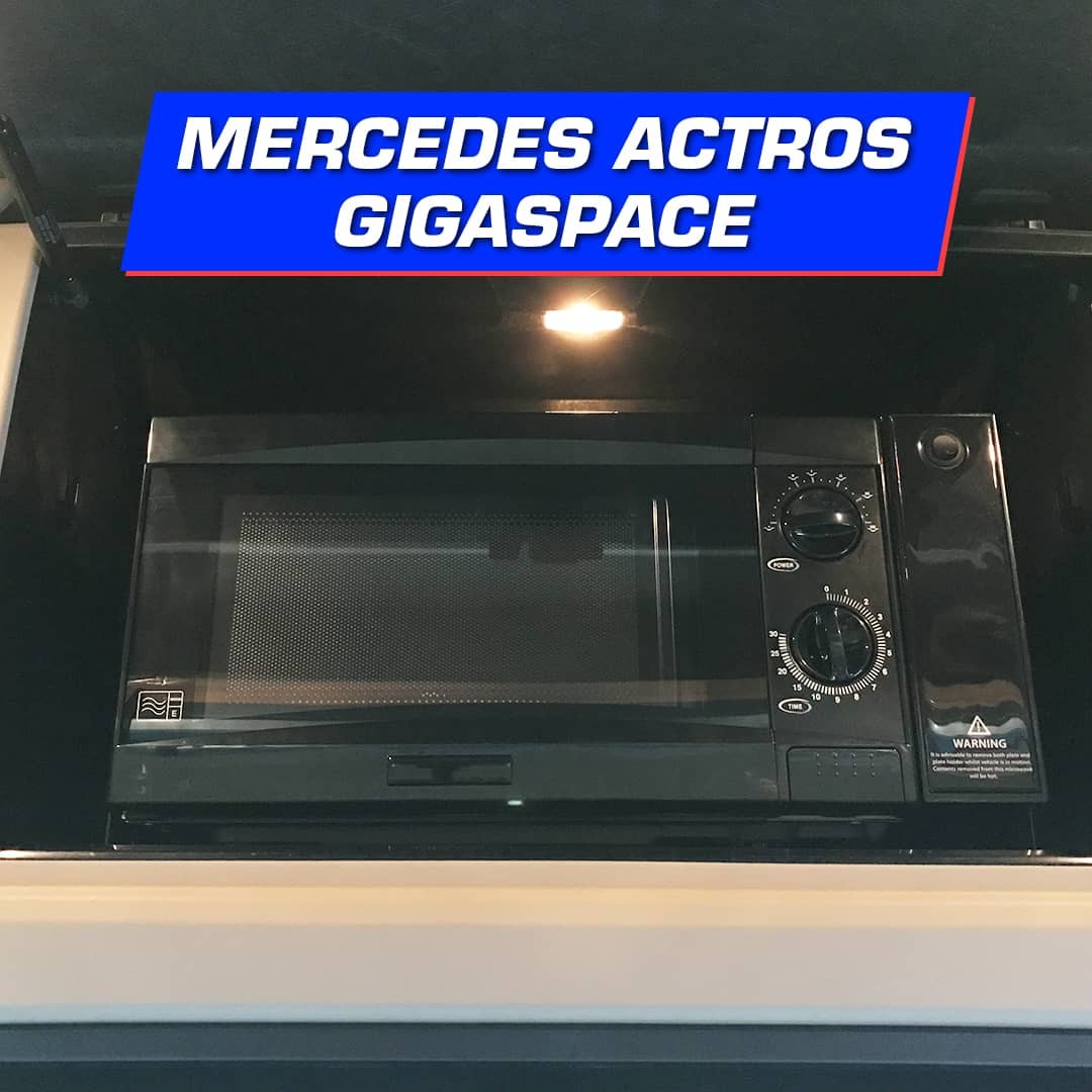 Four Micro onde 24v camion Mercedes Actros et Arocs Gigaspace - Com...