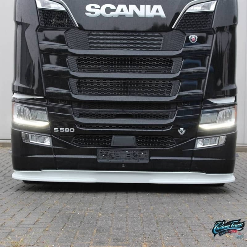 Spoiler 12 cm Scania Next Generation pare-choc bas modèle 6 Accesso...