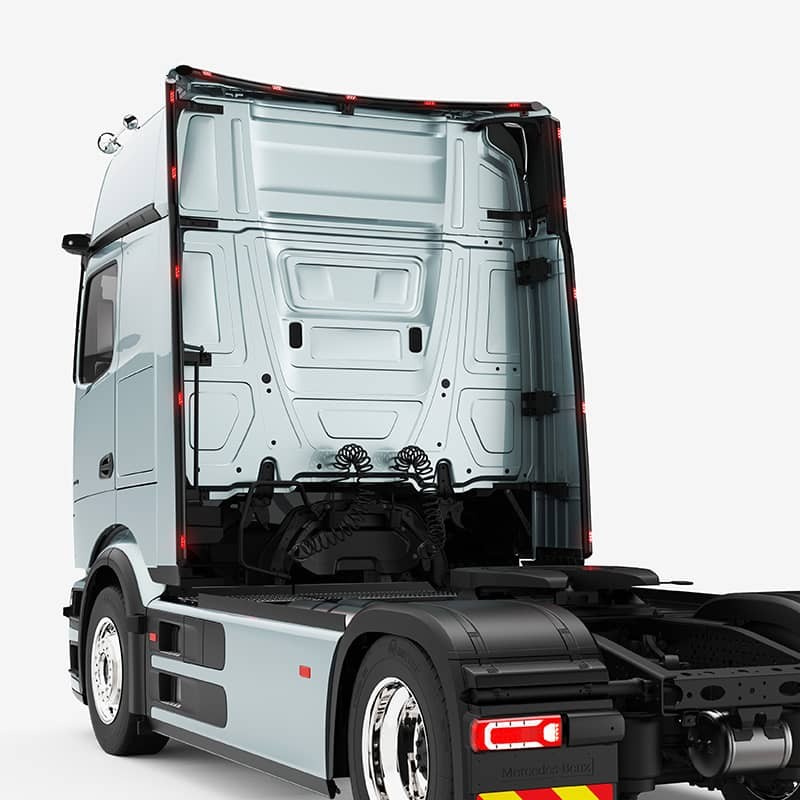 Rampes LEDs noires Mercedes Procabin Actros 2025 Gigaspace sur Défl...