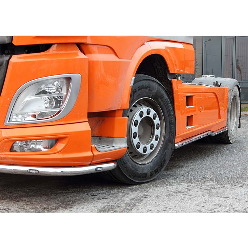 Rampes inox sous carénages Daf XF Euro 6 empattement 3800mm avec LE...