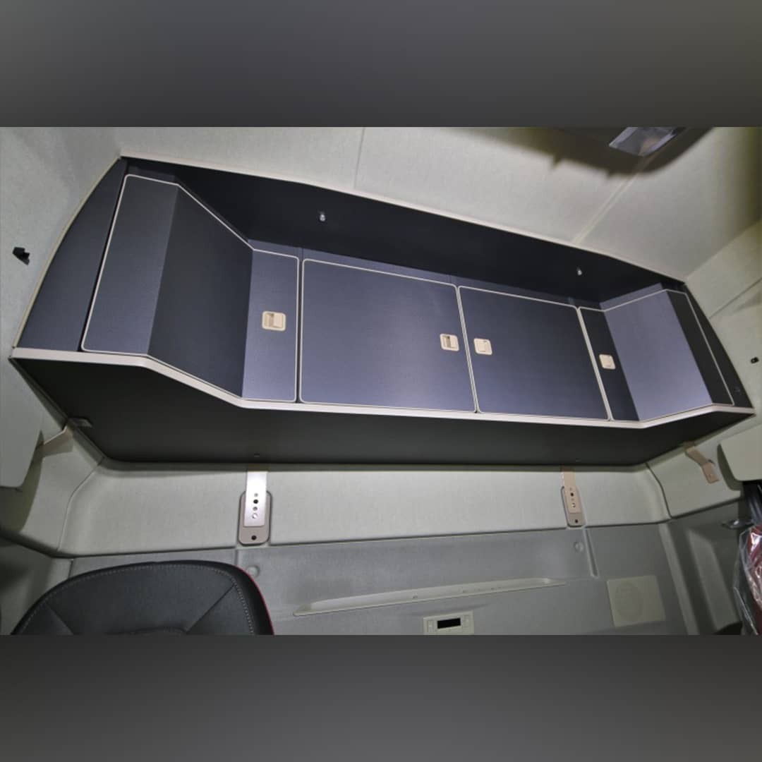 Placard gris anthracite Volvo FH4 cabine XHSL Globetrotter XL 2013-...